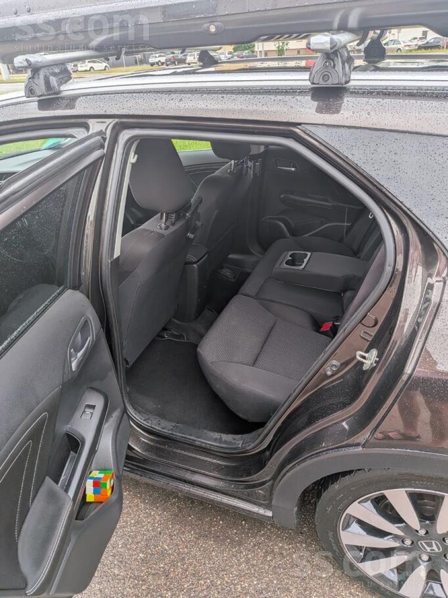 Brūns Honda Civic 2015 Jelgava, ar dzinēja tilpumu 1.80 L un nobraukumu 160 tūkst. km par 8550 €, foto 17 vietnē AUTOMOTO.COM.LV