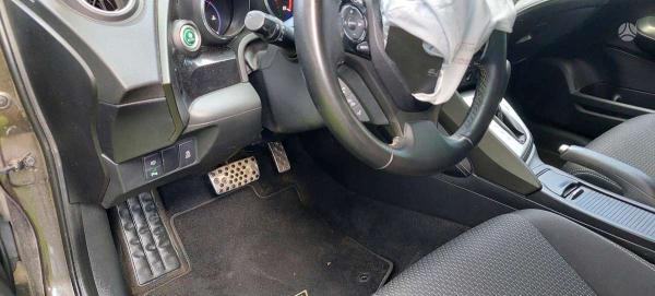 Brown Honda Civic 2016 in Trakai, with an engine capacity of 1.80 L and mileage of 171 thousand km for 3140 €, photo 9 on AUTOMOTO.COM.LV