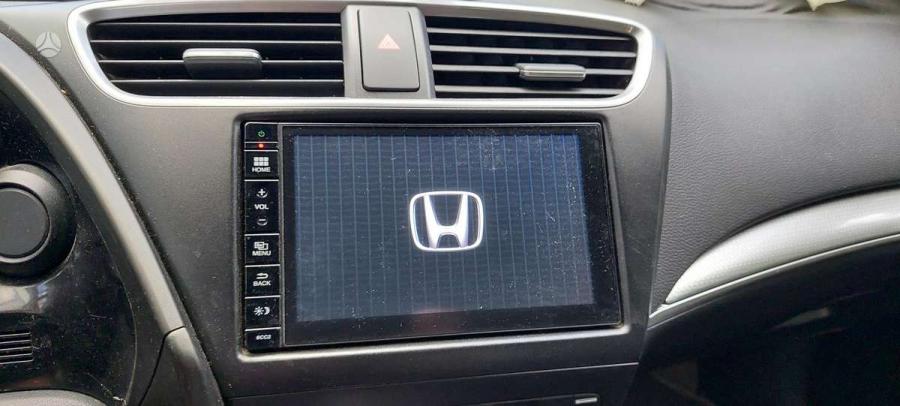 Brown Honda Civic 2016 in Trakai, with an engine capacity of 1.80 L and mileage of 171 thousand km for 3140 €, photo 13 on AUTOMOTO.COM.LV