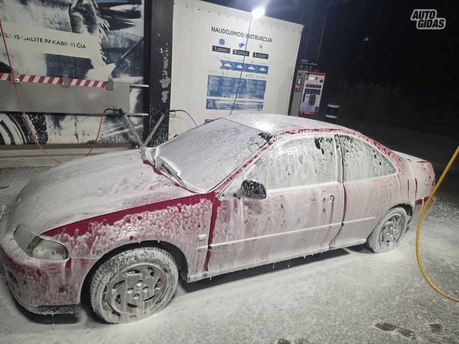 Honda Civic 1995 Viļņa, ar dzinēja tilpumu 1.50 L un nobraukumu 140 tūkst. km par 3500 €, foto 4 vietnē AUTOMOTO.COM.LV