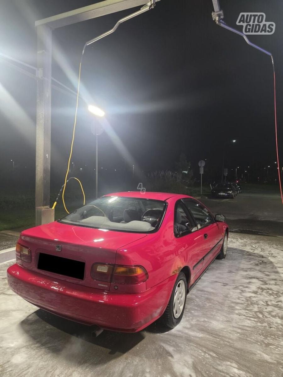 Honda Civic 1995 Viļņa, ar dzinēja tilpumu 1.50 L un nobraukumu 140 tūkst. km par 3500 €, foto 13 vietnē AUTOMOTO.COM.LV