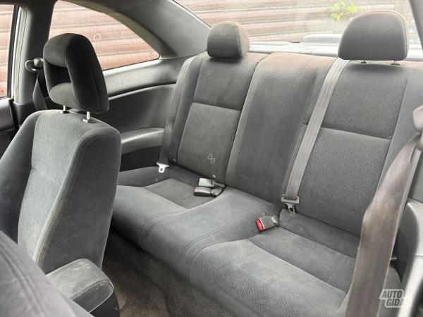 Honda Civic 2002 Trakai, ar dzinēja tilpumu 1.60 L un nobraukumu 323 tūkst. km par 1400 €, foto 7 vietnē AUTOMOTO.COM.LV