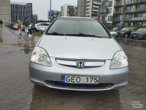 Honda Civic 2003 in Vilnius, with an engine capacity of 1.70 L and mileage of 230 thousand km for 699 €, photo 3 on AUTOMOTO.COM.LV