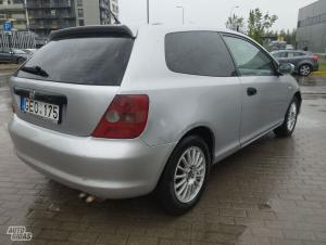 Honda Civic 2003 in Vilnius, with an engine capacity of 1.70 L and mileage of 230 thousand km for 699 €, photo 5 on AUTOMOTO.COM.LV