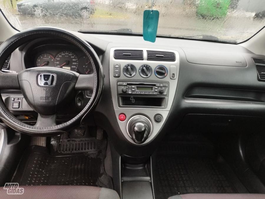 Honda Civic 2003 in Vilnius, with an engine capacity of 1.70 L and mileage of 230 thousand km for 699 €, photo 6 on AUTOMOTO.COM.LV
