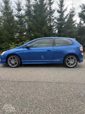 Honda Civic 2004 in Vilnius, with an engine capacity of 1.70 L and mileage of 281 thousand km for 1299 €, photo 7 on AUTOMOTO.COM.LV