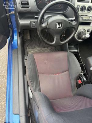 Honda Civic 2004 in Vilnius, with an engine capacity of 1.70 L and mileage of 281 thousand km for 1299 €, photo 15 on AUTOMOTO.COM.LV