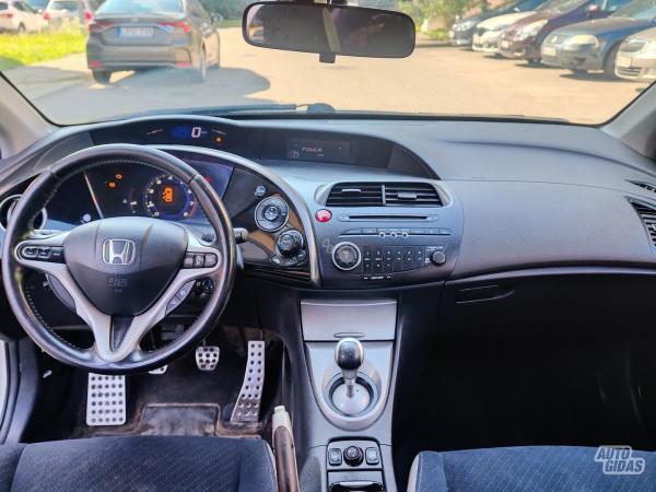 Honda Civic 2008 Viļņa, ar dzinēja tilpumu 1.80 L un nobraukumu 299 tūkst. km par 1250 €, foto 11 vietnē AUTOMOTO.COM.LV