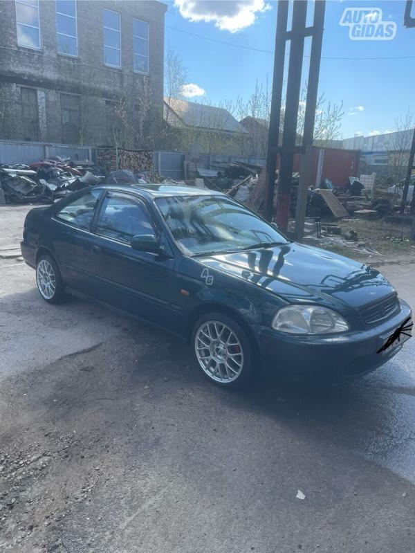 Zaļš Honda Civic 1996 Viļņa, ar dzinēja tilpumu 1.60 L un nobraukumu 272 tūkst. km par 1000 €, foto 3 vietnē AUTOMOTO.COM.LV