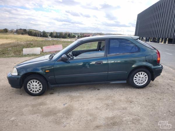 Zaļš Honda Civic 1997 Viļņa, ar dzinēja tilpumu 1.40 L un nobraukumu 115 tūkst. km par 1600 €, foto 6 vietnē AUTOMOTO.COM.LV