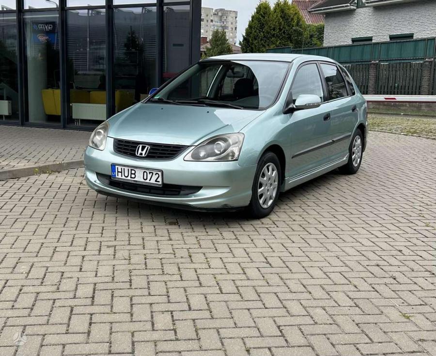 Zaļš Honda Civic 2004 Viļņa, ar dzinēja tilpumu 1.40 L un nobraukumu 194 tūkst. km par 1300 €, foto 1 vietnē AUTOMOTO.COM.LV