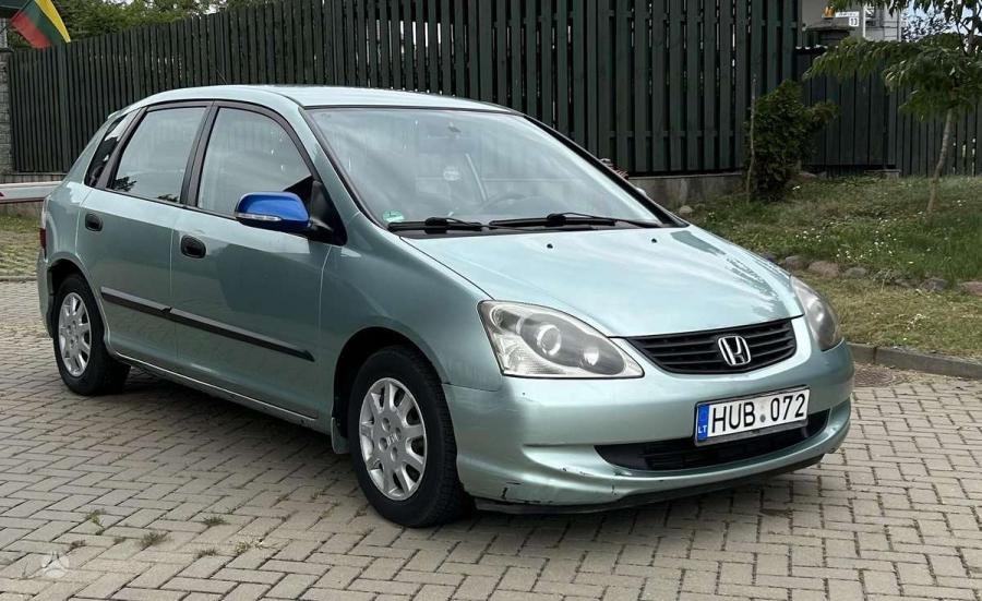 Zaļš Honda Civic 2004 Viļņa, ar dzinēja tilpumu 1.40 L un nobraukumu 194 tūkst. km par 1300 €, foto 4 vietnē AUTOMOTO.COM.LV