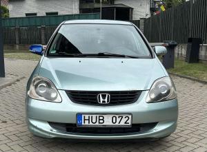 Green Honda Civic 2004 in Vilnius, with an engine capacity of 1.40 L and mileage of 196 thousand km for 1250 €, photo 3 on AUTOMOTO.COM.LV