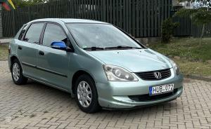 Green Honda Civic 2004 in Vilnius, with an engine capacity of 1.40 L and mileage of 196 thousand km for 1250 €, photo 4 on AUTOMOTO.COM.LV