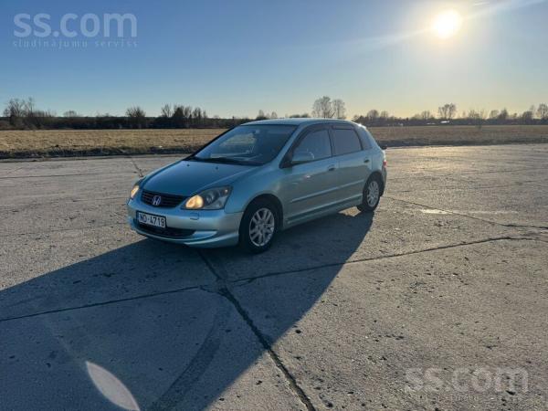 Green Honda Civic 2005 in Riga, with an engine capacity of 1.60 L and mileage of 0 thousand km for 1499 €, photo 1 on AUTOMOTO.COM.LV