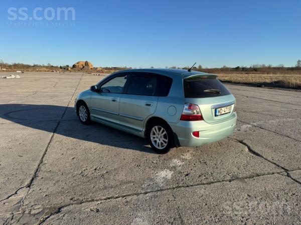 Green Honda Civic 2005 in Riga, with an engine capacity of 1.60 L and mileage of 0 thousand km for 1499 €, photo 3 on AUTOMOTO.COM.LV
