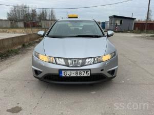 Зеленый Хонда Цивик 2005 в Рига, объемом двигателя 1.60 л и пробегом 0 тыс. км за 1599 €, фото 9 на AUTOMOTO.COM.LV