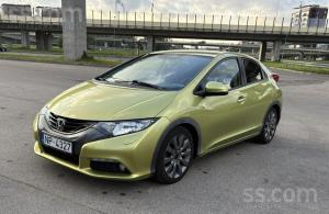 Zaļš Honda Civic 2012 Rīga, ar dzinēja tilpumu 1.80 L un nobraukumu 170 tūkst. km par 6700 €, foto  vietnē AUTOMOTO.COM.LV