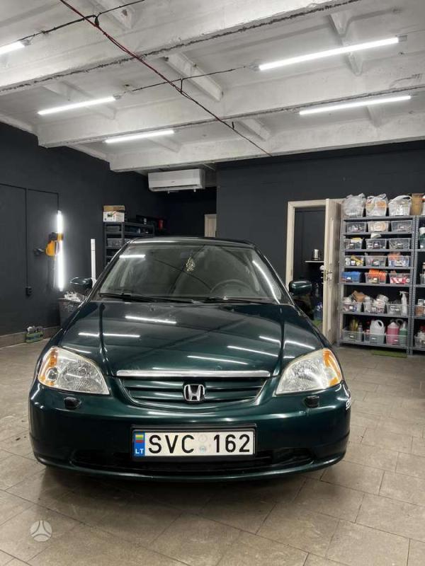 Zaļš Honda Civic 2002 Viļņa, ar dzinēja tilpumu 1.60 L un nobraukumu 225 tūkst. km par 650 €, foto 2 vietnē AUTOMOTO.COM.LV