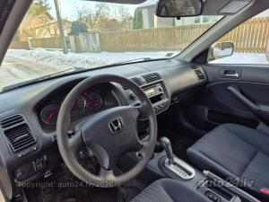 Zaļš Honda Civic 2004 Tallina, ar dzinēja tilpumu 1.60 L un nobraukumu 240 tūkst. km par 1400 €, foto 7 vietnē AUTOMOTO.COM.LV