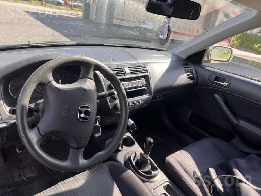 Zaļš Honda Civic 2004 Rīga, ar dzinēja tilpumu 1.60 L un nobraukumu 312 tūkst. km par 590 €, foto 4 vietnē AUTOMOTO.COM.LV