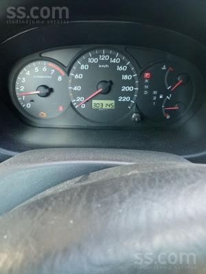 Grey Honda Civic 2003 in Bauska, with an engine capacity of 1.60 L and mileage of 300 thousand km for 1350 €, photo 4 on AUTOMOTO.COM.LV