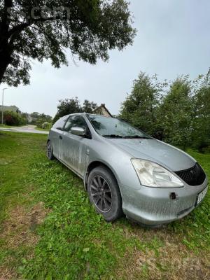 Grey Honda Civic 2003 in Bauska, with an engine capacity of 1.60 L and mileage of 300 thousand km for 1350 €, photo 7 on AUTOMOTO.COM.LV