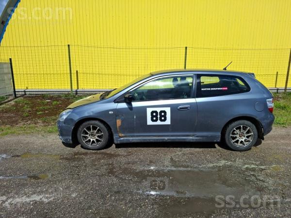 Pelēks Honda Civic 2004 Jelgava, ar dzinēja tilpumu 1.40 L un nobraukumu 297 tūkst. km par 550 €, foto 5 vietnē AUTOMOTO.COM.LV
