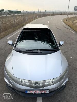 Pelēks Honda Civic 2008 Kauņa, ar dzinēja tilpumu 2.20 L un nobraukumu 290 tūkst. km par 1100 €, foto 14 vietnē AUTOMOTO.COM.LV