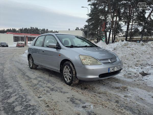 Grey Honda Civic 2002 in Vilnius, with an engine capacity of 1.60 L and mileage of 158 thousand km for 1350 €, photo 2 on AUTOMOTO.COM.LV