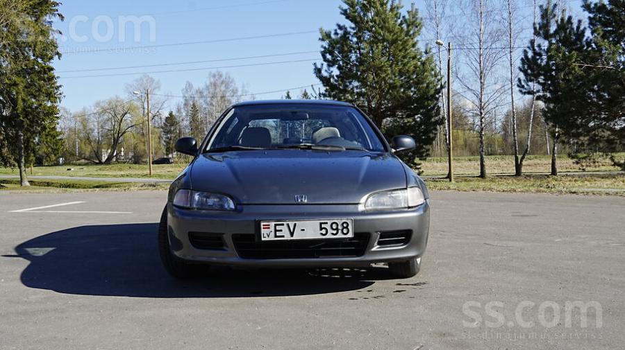 Pelēks Honda Civic 1992 Jūrmala, ar dzinēja tilpumu 1.50 L un nobraukumu 210 tūkst. km par 5000 €, foto 1 vietnē AUTOMOTO.COM.LV