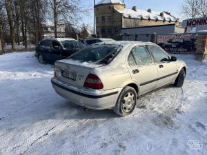 Grey Honda Civic 2000 in Siauliai, with an engine capacity of 1.60 L and mileage of 167 thousand km for 799 €, photo 3 on AUTOMOTO.COM.LV