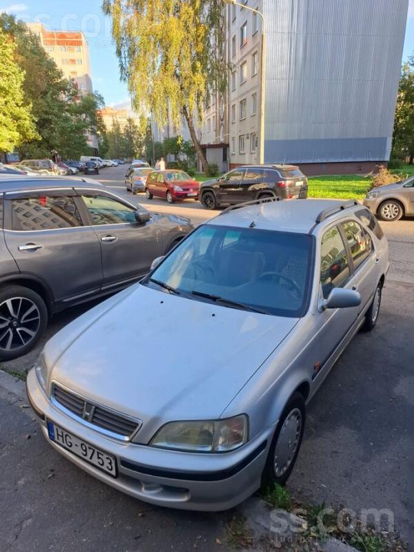 Серый Хонда Цивик 2000 в Рига, объемом двигателя 1.50 л и пробегом 290 тыс. км за 1700 €, фото 1 на AUTOMOTO.COM.LV