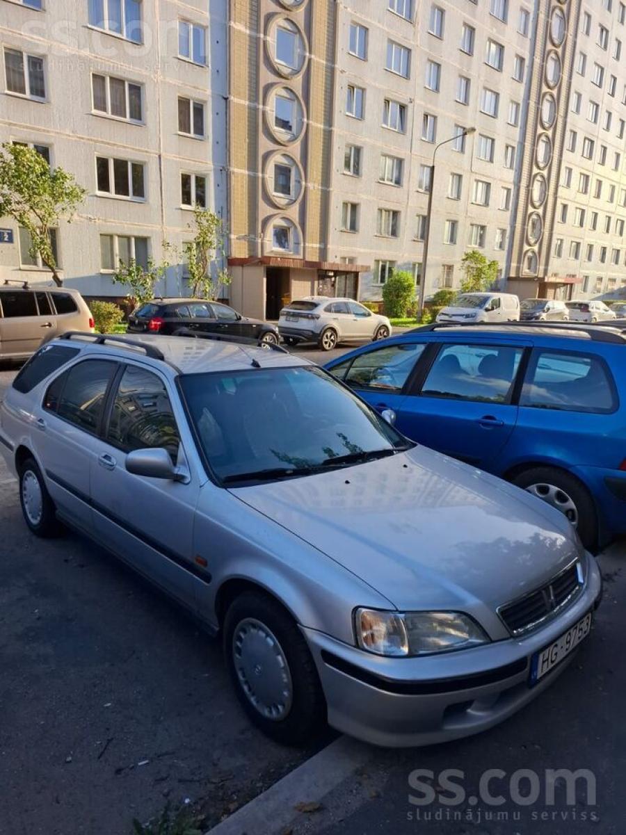 Серый Хонда Цивик 2000 в Рига, объемом двигателя 1.50 л и пробегом 290 тыс. км за 1700 €, фото 3 на AUTOMOTO.COM.LV