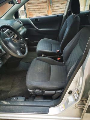 Grey Honda Civic 2001 in Kaunas, with an engine capacity of 1.40 L and mileage of 282 thousand km for 690 €, photo 7 on AUTOMOTO.COM.LV