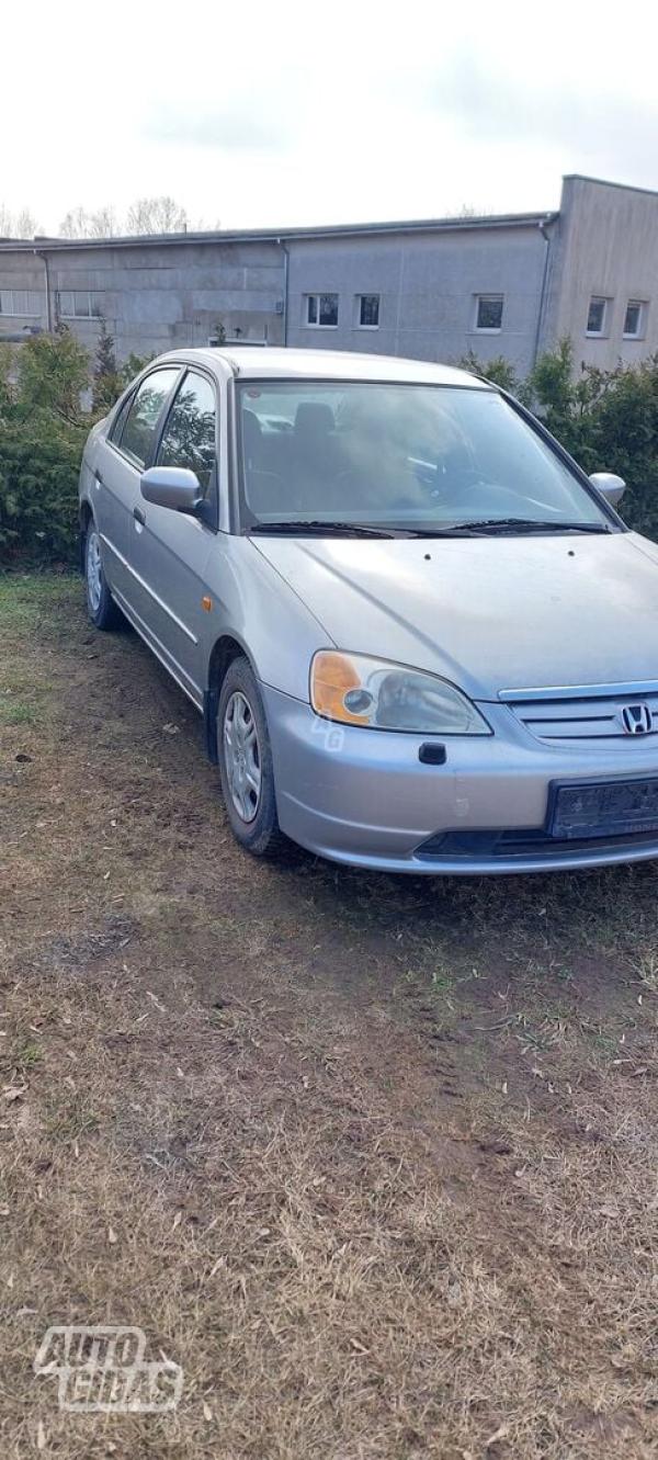 Pelēks Honda Civic 2002 Kauņa, ar dzinēja tilpumu 1.60 L un nobraukumu 202 tūkst. km par 400 €, foto 3 vietnē AUTOMOTO.COM.LV