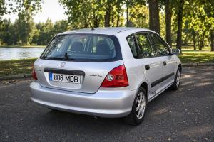 Grey Honda Civic 2002 in Tallinn, with an engine capacity of 1.60 L and mileage of 247 thousand km for 1999 €, photo  on AUTOMOTO.COM.LV