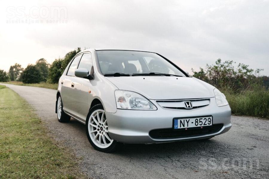 Pelēks Honda Civic 2002 Talsi, ar dzinēja tilpumu 1.70 L un nobraukumu 283 tūkst. km par 1350 €, foto 3 vietnē AUTOMOTO.COM.LV