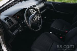 Pelēks Honda Civic 2002 Talsi, ar dzinēja tilpumu 1.70 L un nobraukumu 283 tūkst. km par 1350 €, foto 8 vietnē AUTOMOTO.COM.LV