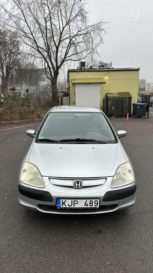 Pelēks Honda Civic 2003 Viļņa, ar dzinēja tilpumu 1.40 L un nobraukumu 273 tūkst. km par 950 €, foto 2 vietnē AUTOMOTO.COM.LV
