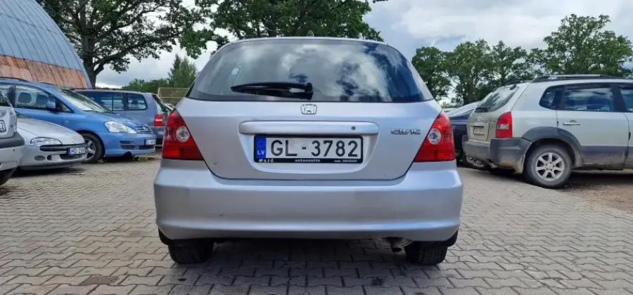 Pelēks Honda Civic 2003 Valmiera, ar dzinēja tilpumu 1.60 L un nobraukumu 168 tūkst. km par 1150 €, foto 5 vietnē AUTOMOTO.COM.LV