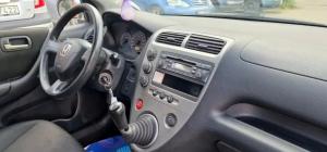 Pelēks Honda Civic 2003 Valmiera, ar dzinēja tilpumu 1.60 L un nobraukumu 168 tūkst. km par 1150 €, foto 11 vietnē AUTOMOTO.COM.LV