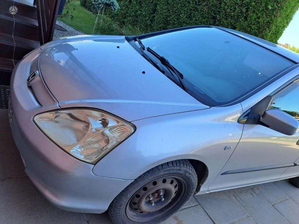 Pelēks Honda Civic 2003 Panevēža, ar dzinēja tilpumu 1.69 L un nobraukumu 345 tūkst. km par 850 €, foto 6 vietnē AUTOMOTO.COM.LV