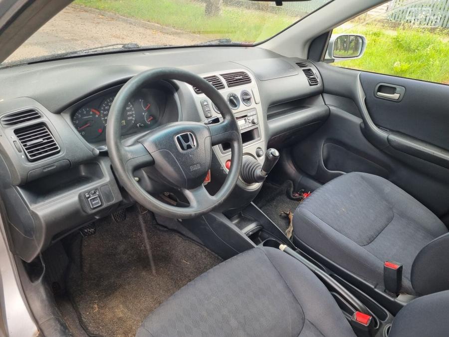 Pelēks Honda Civic 2003 Alīta, ar dzinēja tilpumu 1.70 L un nobraukumu 267 tūkst. km par 650 €, foto 8 vietnē AUTOMOTO.COM.LV