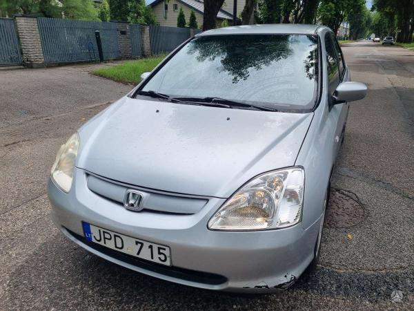 Pelēks Honda Civic 2003 Alīta, ar dzinēja tilpumu 1.70 L un nobraukumu 267 tūkst. km par 650 €, foto 3 vietnē AUTOMOTO.COM.LV