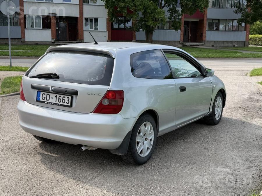 Pelēks Honda Civic 2003 Aizkraukle, ar dzinēja tilpumu 1.60 L un nobraukumu 236 tūkst. km par 890 €, foto 9 vietnē AUTOMOTO.COM.LV