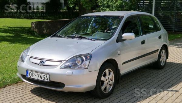 Grey Honda Civic 2003 in Riga, with an engine capacity of 1.60 L and mileage of 0 thousand km for 1290 €, photo 3 on AUTOMOTO.COM.LV