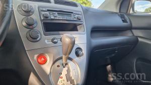 Pelēks Honda Civic 2003 Rīga, ar dzinēja tilpumu 1.60 L un nobraukumu 0 tūkst. km par 1290 €, foto 28 vietnē AUTOMOTO.COM.LV