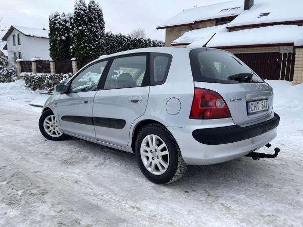 Pelēks Honda Civic 2004 Viļņa, ar dzinēja tilpumu 1.59 L un nobraukumu 200 tūkst. km par 1850 €, foto 10 vietnē AUTOMOTO.COM.LV