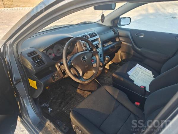 Pelēks Honda Civic 2004 Rīga, ar dzinēja tilpumu 1.40 L un nobraukumu 171 tūkst. km par 790 €, foto 10 vietnē AUTOMOTO.COM.LV